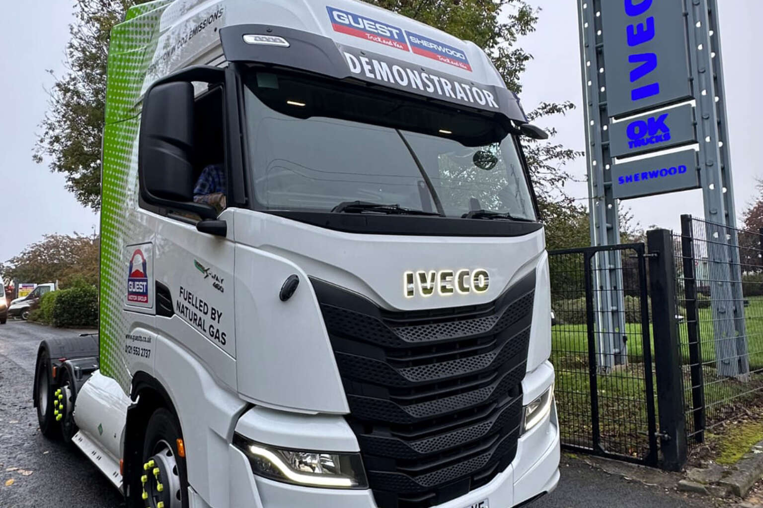 IVECO S-Way 6x2 CNG - Guest Motor Group