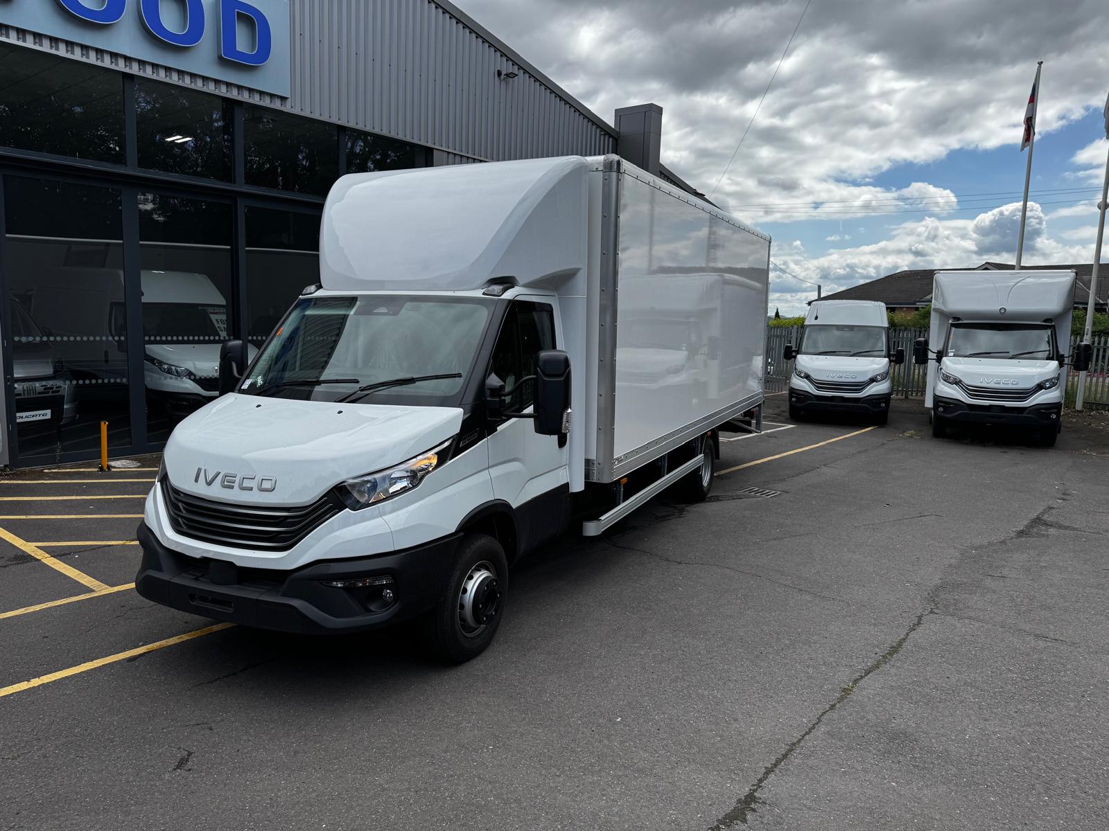 IVECO Daily 72C18HA8 Box Tail lift - Guest Motor Group